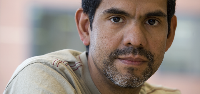 John Aponte, investigador de ISGlobal, gana el XVII Premio Claustro de ...