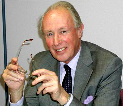 El Prof. Bill Heald, padre de la cirugía moderna, valida la nueva ...